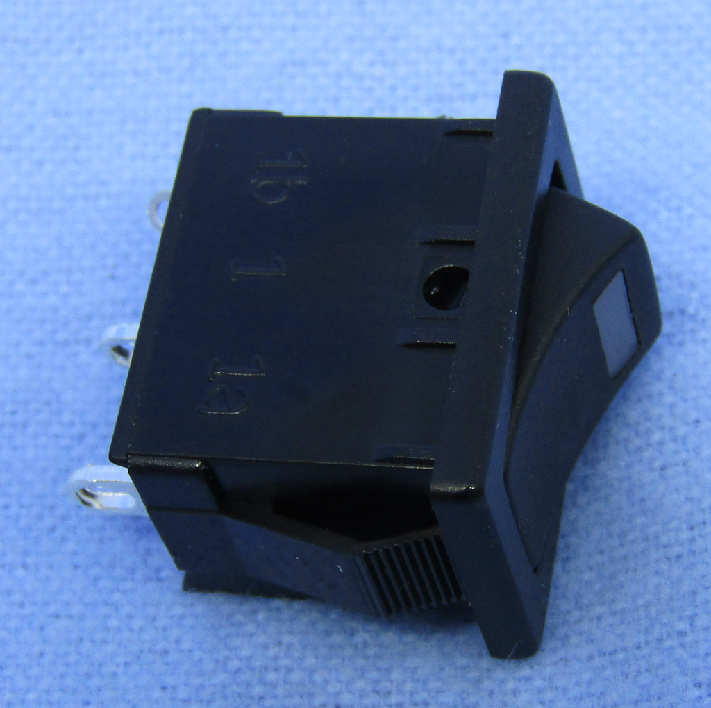 Philmore 30-10083 SPST OFF-ON, Red LED Lighted Snap-In Rocker Switch 6 ...