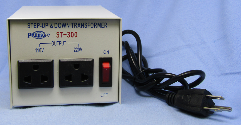 ST300, Philmore 300 Watt Step Up / Step Down Transformer, 110V AC/220V ...