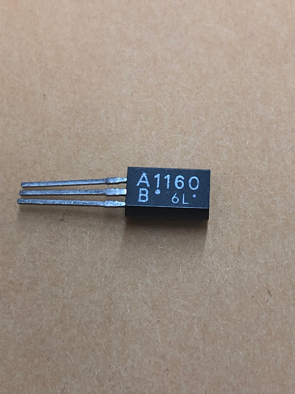 Silicon Complementary Transistor A1160 (25) – MarVac Electronics