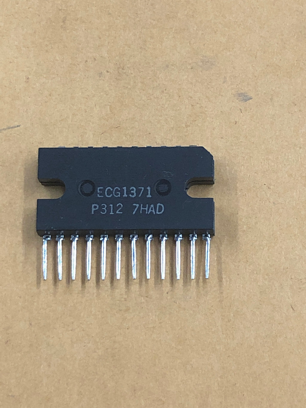 ECG1371 Integrated Circuit – MarVac Electronics