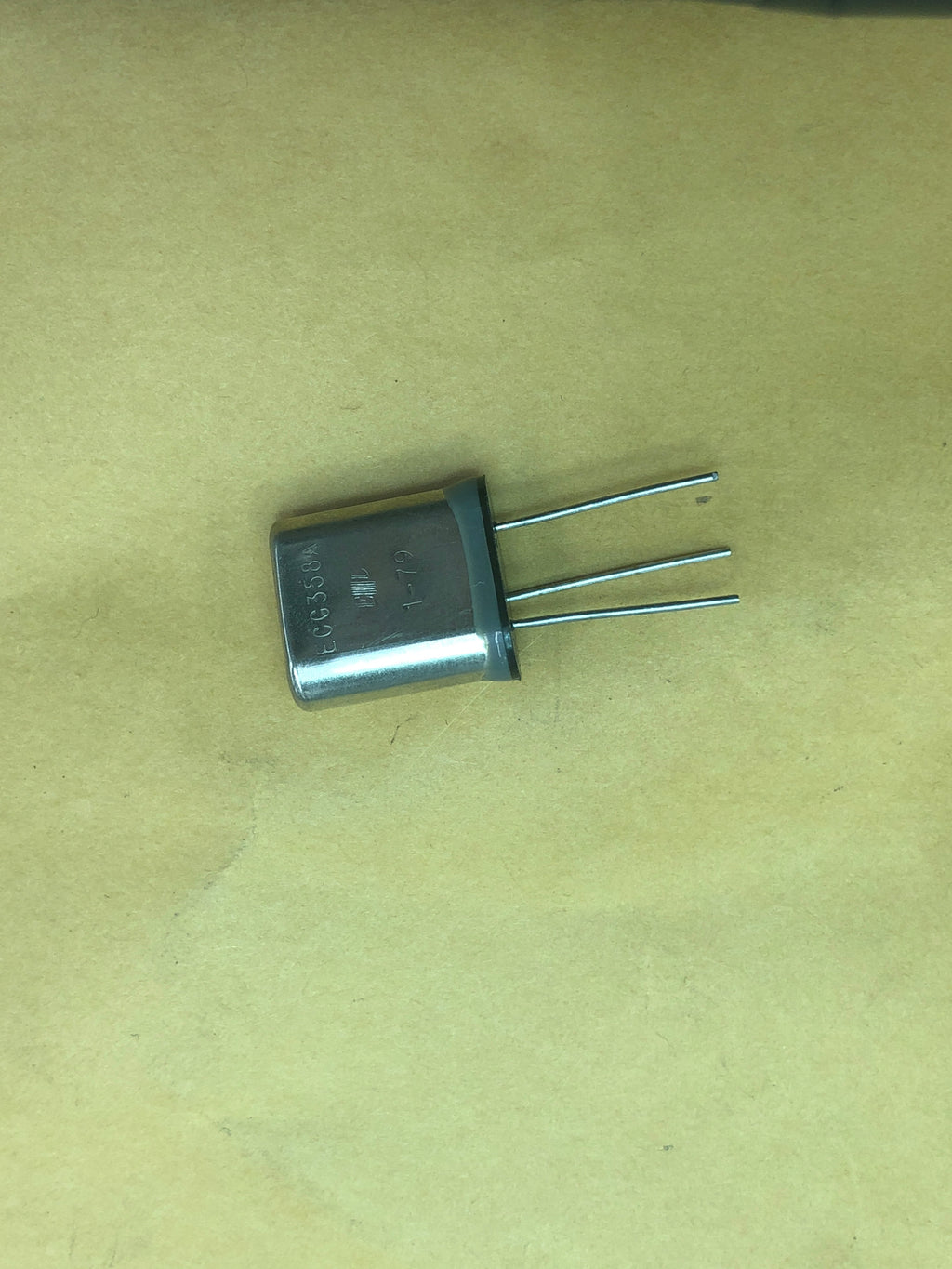 ECG358A 3.579545MHz Color Subcarrier (Colorburst) Crystal Oscillator ...